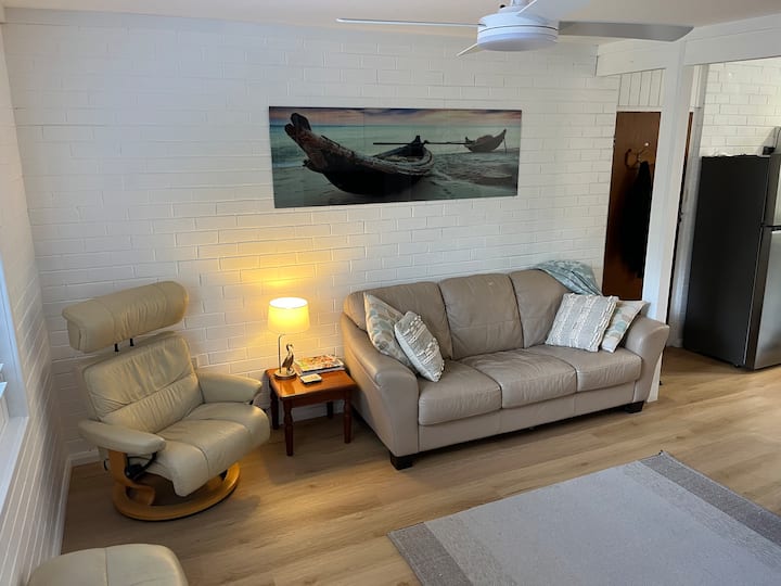 Villa Near The Beach - Tea Gardens