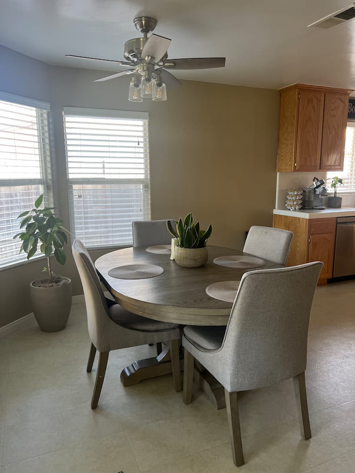 The Home Away From Home B1 - Workspace & More! - Bakersfield, CA
