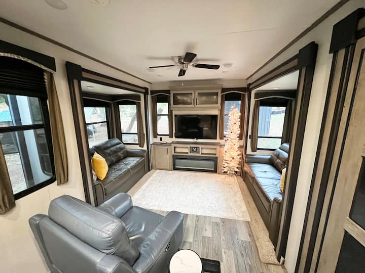 Mobile Manor - Sonora, CA