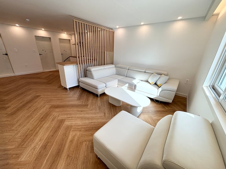 Momman Stay 301#호스텔#전포사잇길#30평#단독주택#최대10~12인#알러지케어 - Busan