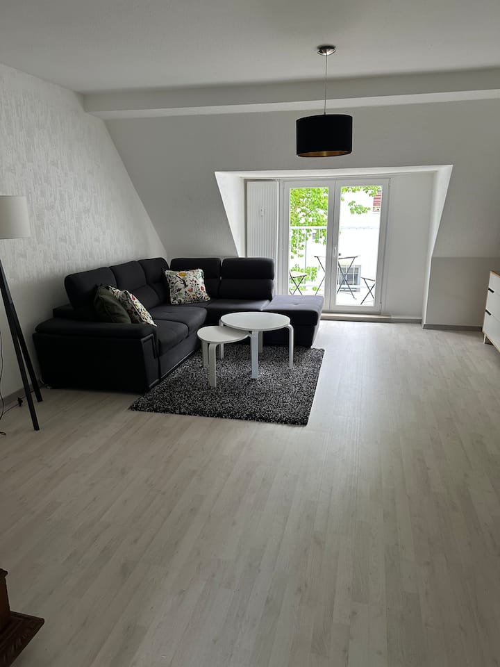 Ruhige 80qm-wohnung Mit Lift,balkon Und Stellplatz - Bremen