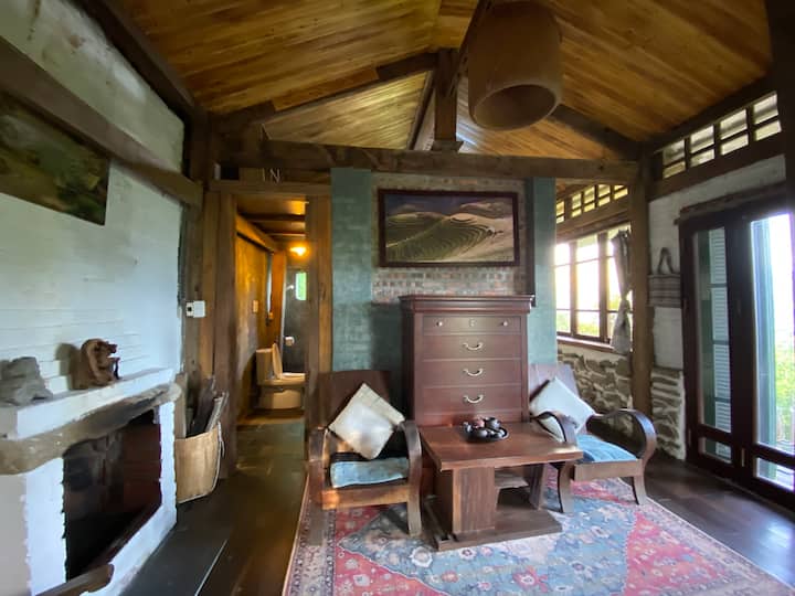 Dreamy Chalet/ Balcony With Mountain Views - Vietnam