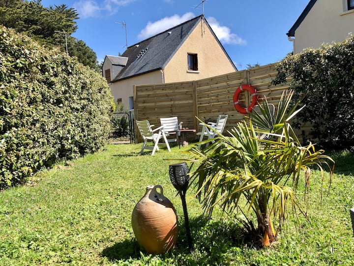 Piscine Et Tennis à 5min à Pieds De La Plage - Batz-sur-Mer