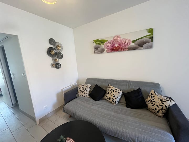 Appart Cosy Avec Terrasse • Weekend & Séjours Pro - Creil