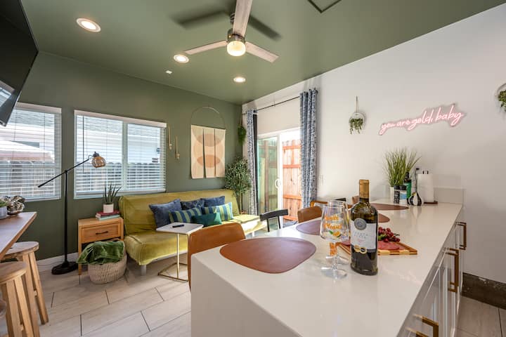 Prvt Designer Oasis Retreat: New Build + King Beds - San Diego, CA
