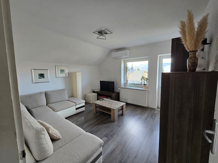 Apartment ČEbelica - Lesce