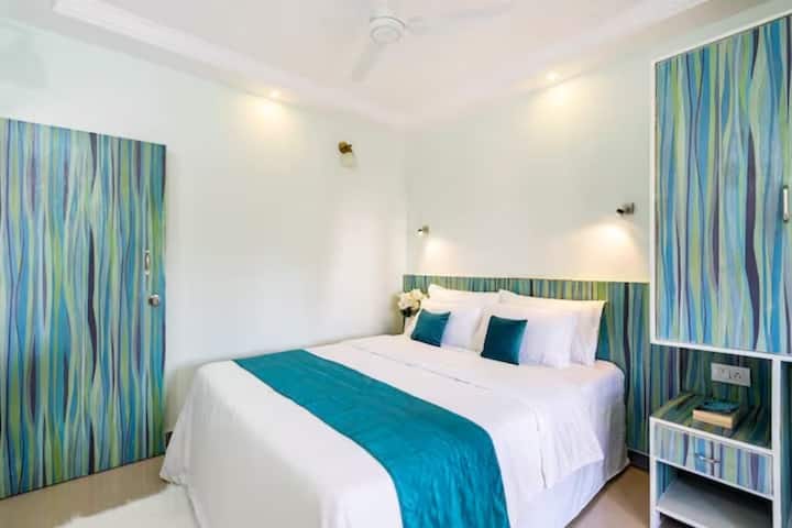 Nature's Nest 1 Bedroom, 5min To Beach - 콜바