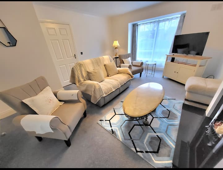 Modern Spacious Home. - Galway