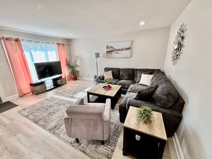 Modern & Cozy - Palos Area - 1 Story! - Worth, IL