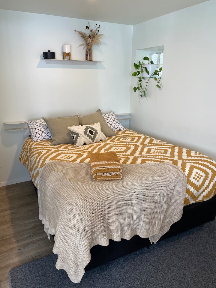 Central Studio Location - Raglan