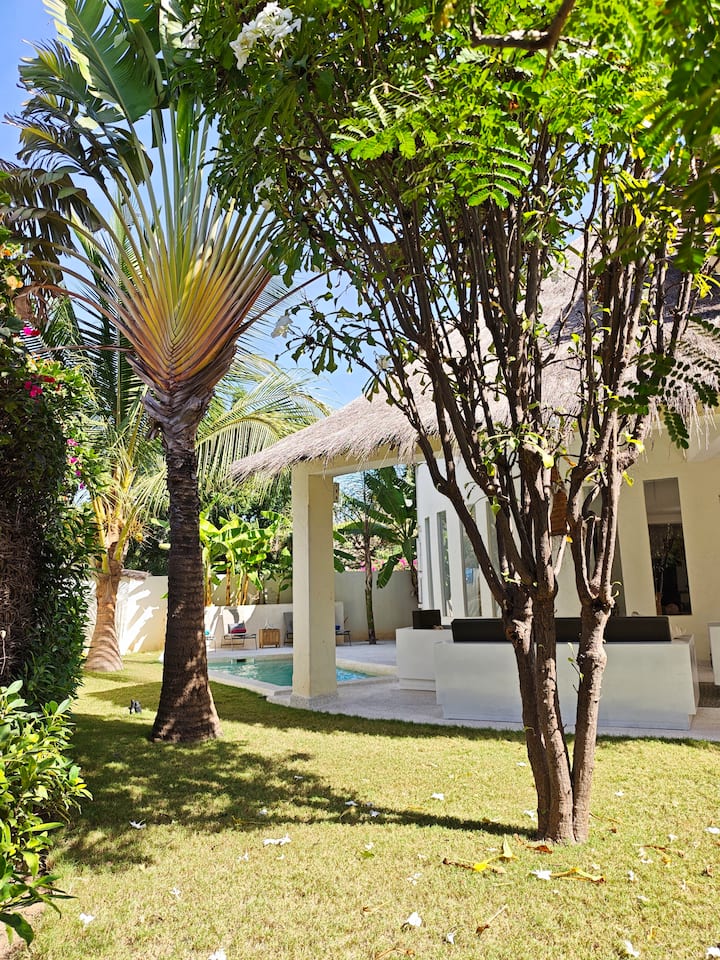 Keur Océane – Plage Privée & Piscine | Saly - Sénégal