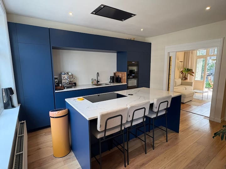 Bright And Modern Apartment In The Baarsjes - Amsterdam