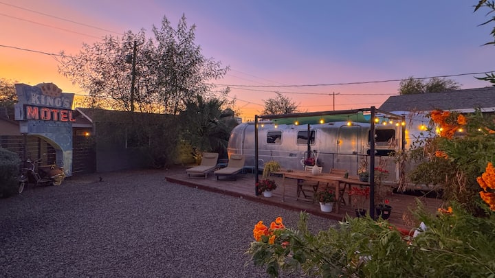 Retro Airstream Retreat - The Miss Vickie - Phoenix, AZ