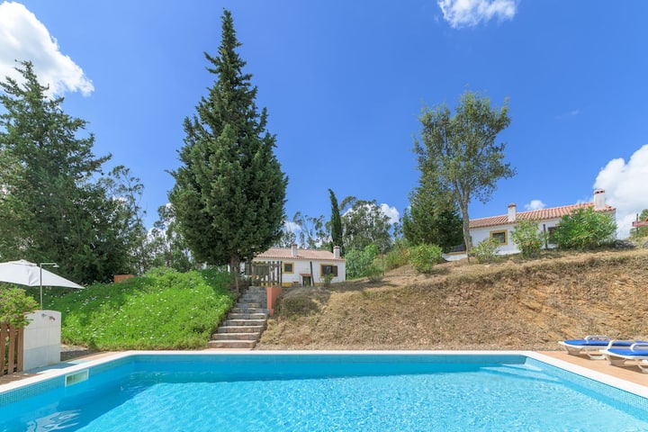 Slow Living Near Cercal – T2 House With Pool - Porto Covo