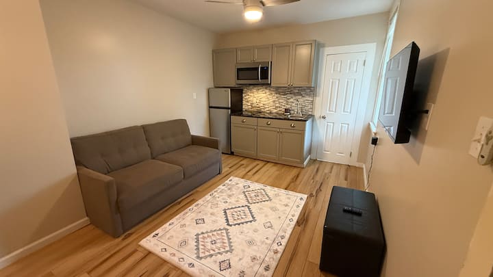 Adorable Private Suite - Saratoga, NY