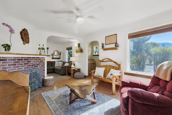 Cozy 2br Near University With Pet Friendly Yard - 米蘇拉