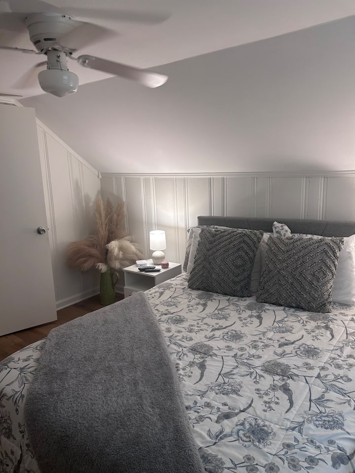 2 Rooms (Private Floor) With Private Bathroom. - Nashville, TN