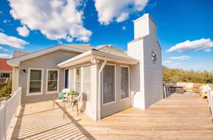 Newly Updated  Beach House - Ocean View! - Kitty Hawk, NC