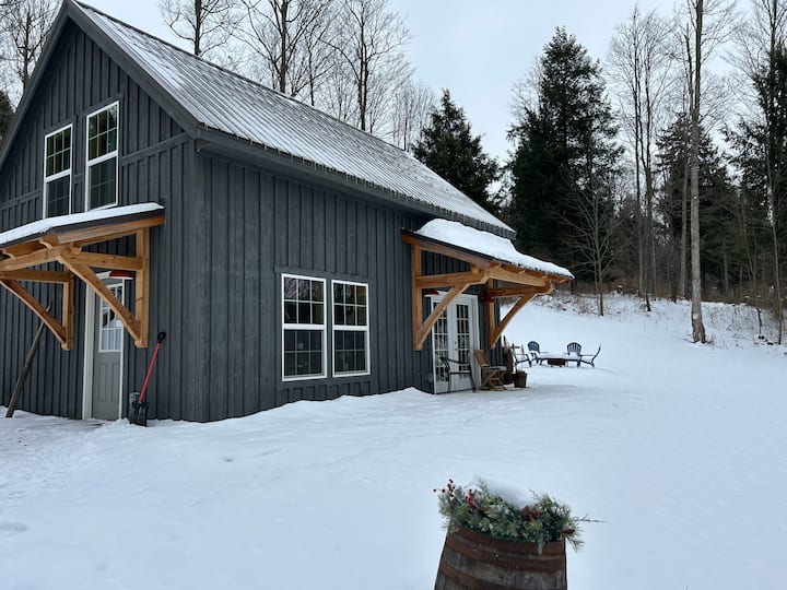 Snowshoe Cabin - Close To Colgate & Lake Moraine! - Hamilton, NY