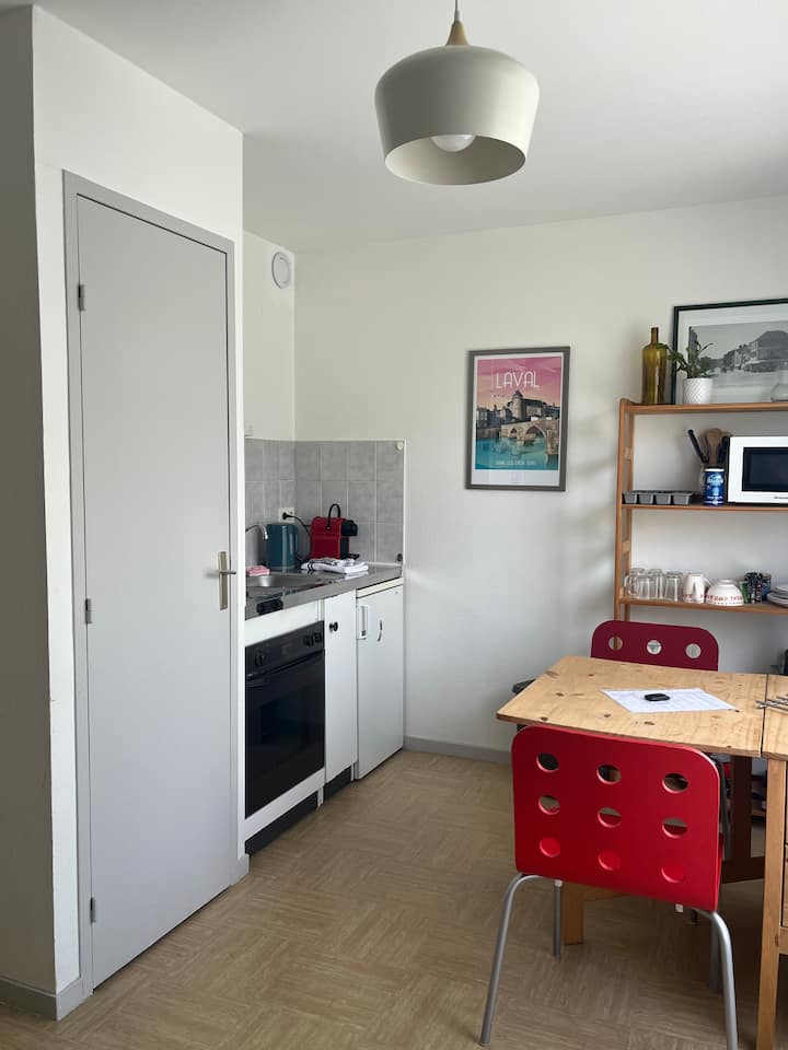 Studio Cosy Proche Gare - Laval, France
