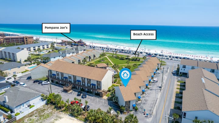Blue Surf 18 Is A Great Beach Getaway - Destin, FL