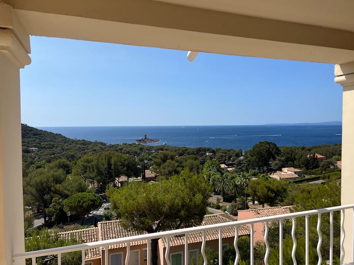 Azure Escape - Saint-Raphaël