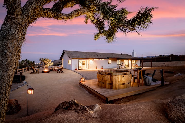 Casa Zz | Cedar Hot Tub, Views, 9 Min To Park - Joshua Tree, CA