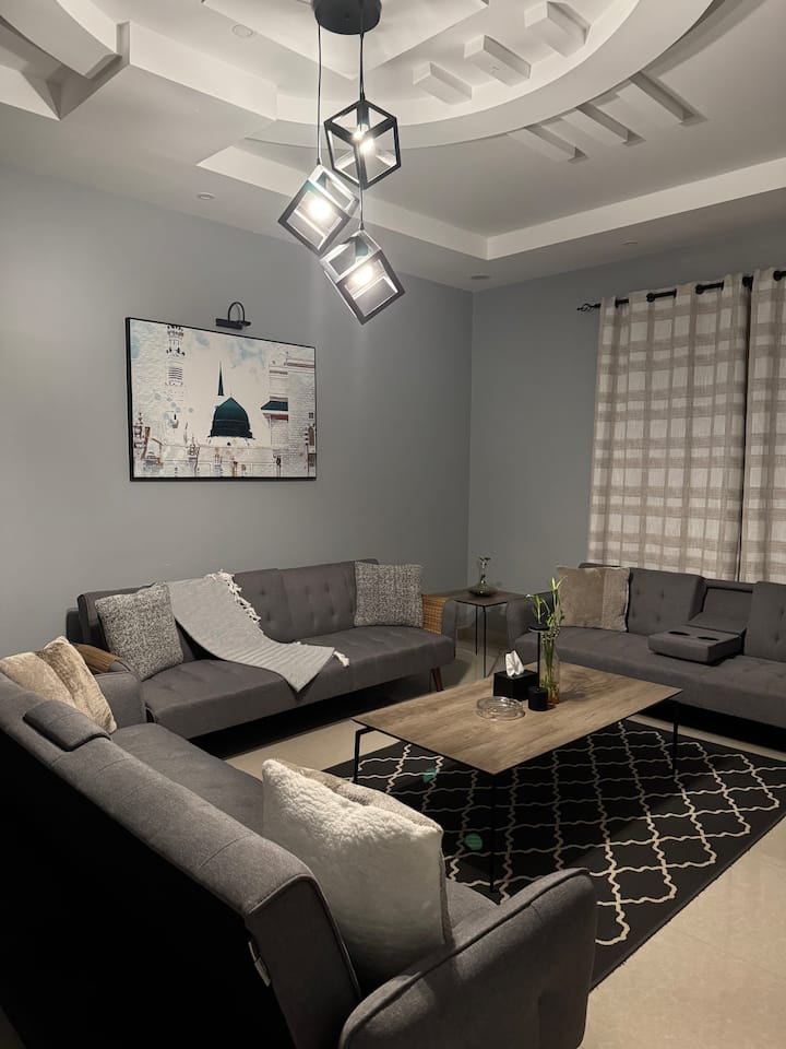 Homey Inn - Medine