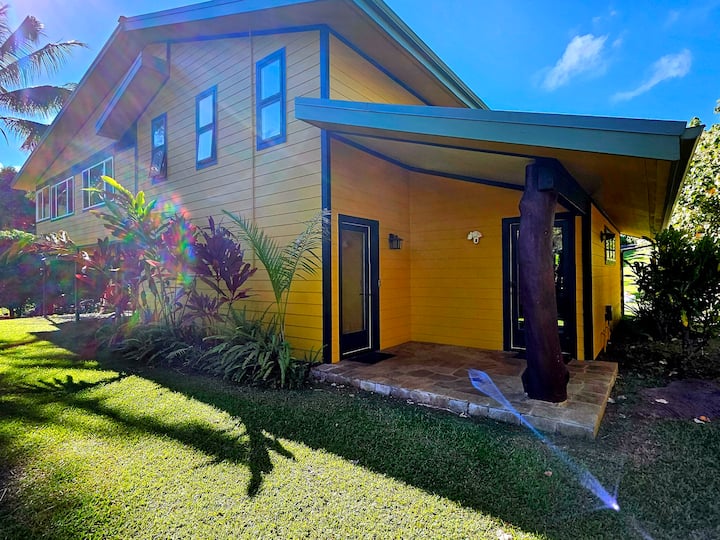 Luxury Ohana "Treehouse" In Gated Community - Hakalau, HI