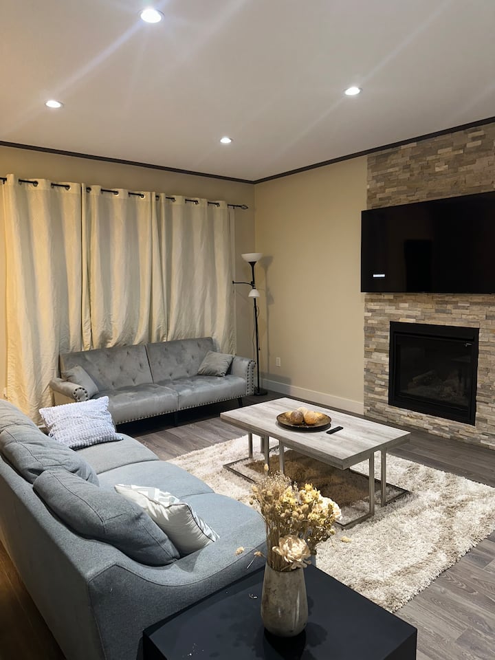 Modern 3br Home By Ruh & U Of S - Saskatoon