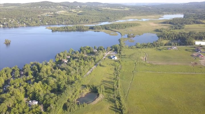 Maison Et Garage Sur 11 Acres - Magog