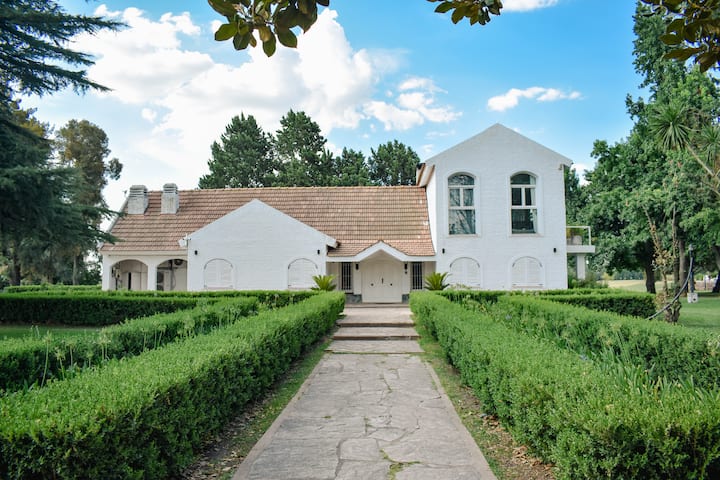 Casa De Campo La Esmeralda - Mercedes