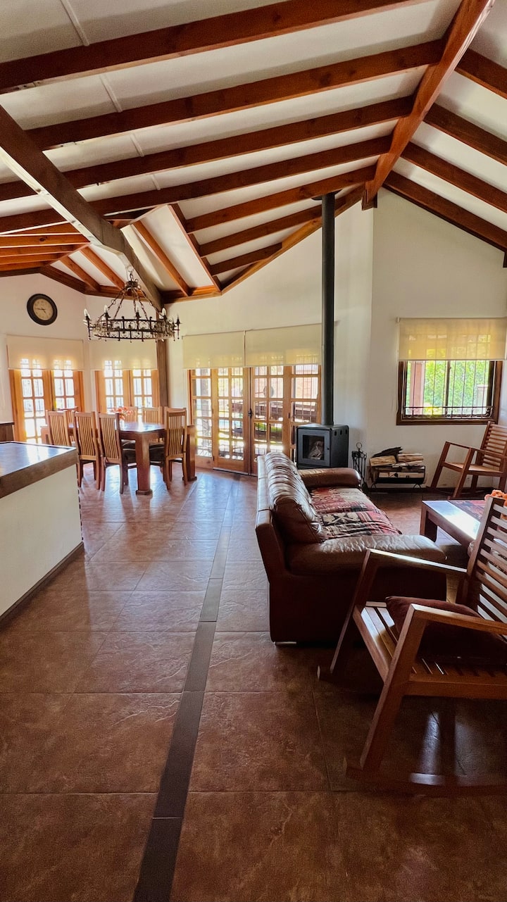 Casa Los Queltehues, Olmué. - Olmué