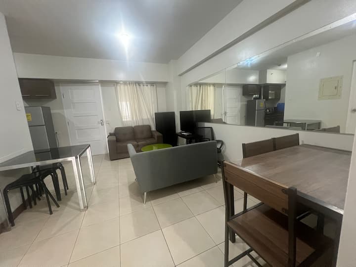 2bedroom Unit In Flair Towers Near Bgc - Pasig