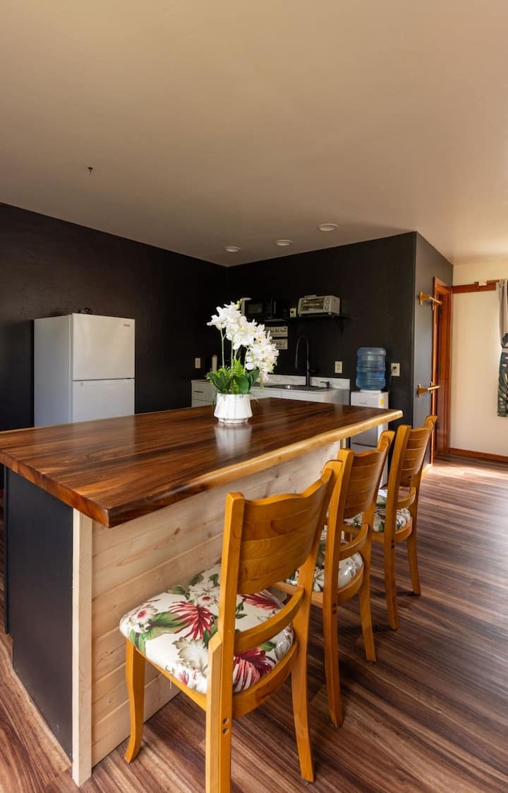 2-bedroom Volcano Tree House Getaway With Hot Tub - Volcano