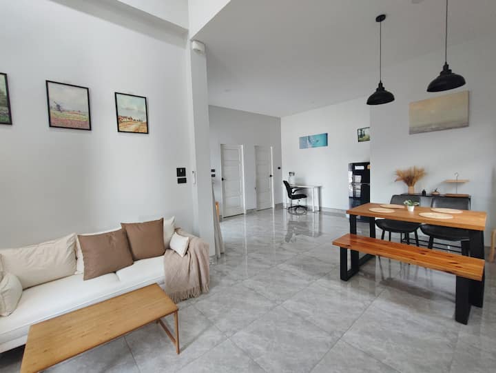 2bedroom/private House/free Parking
How Hide Space - Thailand