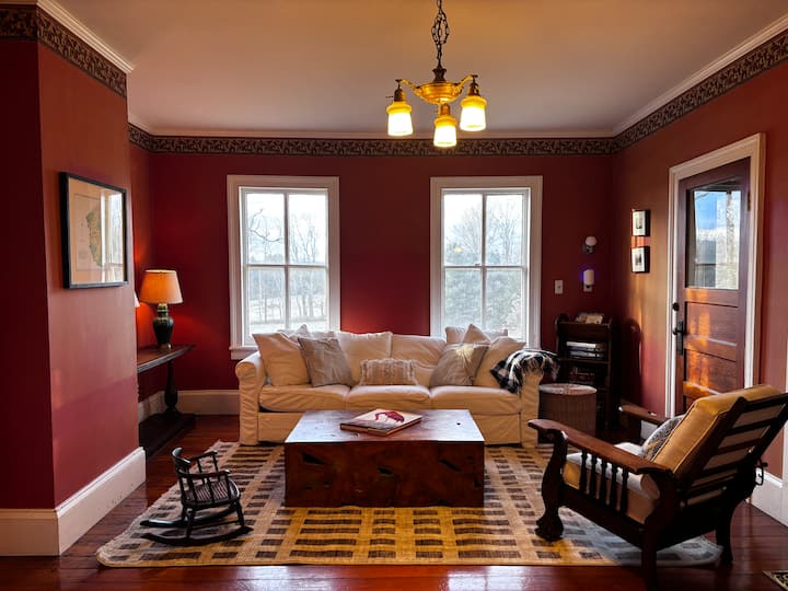 Cozy Catskills Country House Near Bethel Woods - Bethel, NY