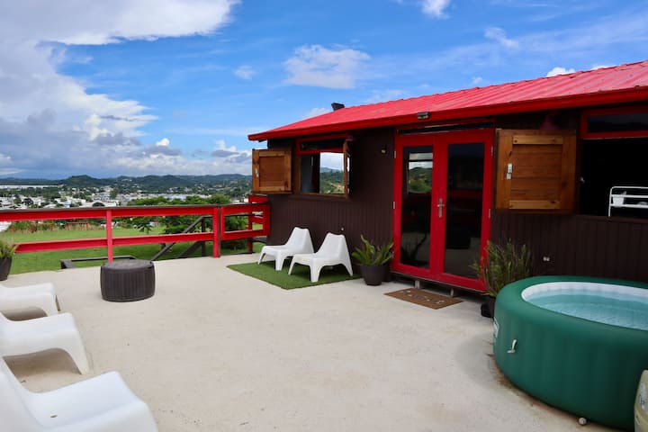 La Loma: Cozy Retreat With Jacuzzi & Views - Cayey