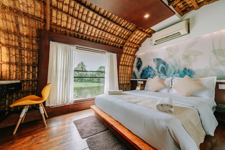 Single Bedroom Private Houseboat For Couples/solo - Alappuzha
