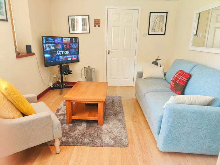 Riverside Apartment  Drumnadrochit  Loch Ness - Urquhart Castle