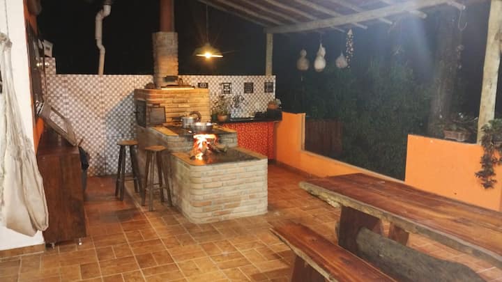 Casa Sítio Completo: Piscina, Sauna, Fogão á Lenha - Esmeraldas