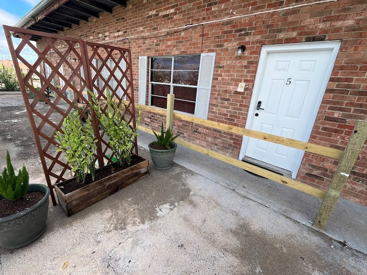 Urban Relaxation 2bed/2bath - Eagle Pass, TX