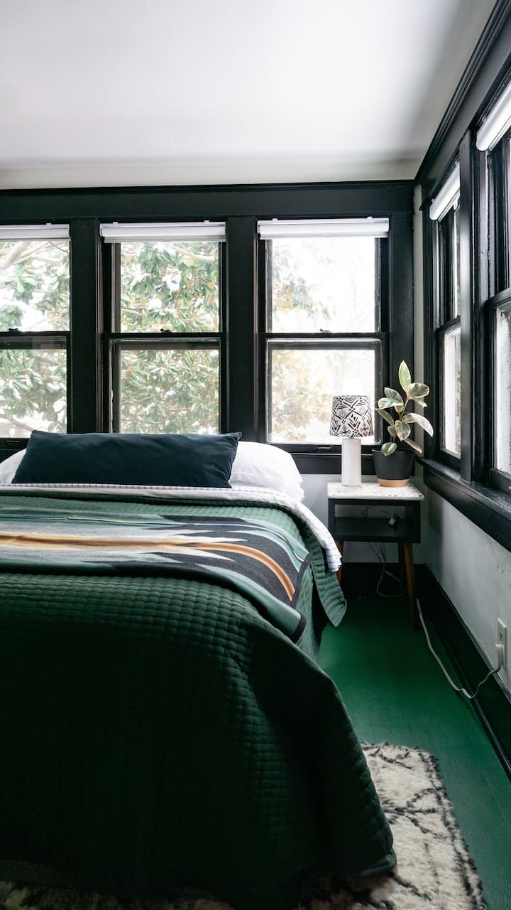 Cozy Craftsman In The Historic Highlands - 路易維爾