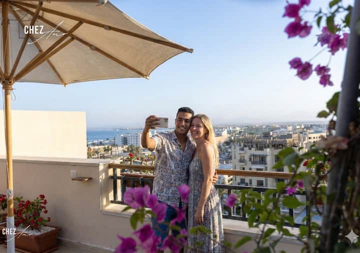 Luxury Rooftop Penthouse | Sea View & Pools - Hurghada