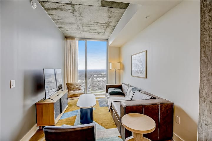 Downtown 1br | Rooftop Pool + Skyline Views - Zilker - Austin