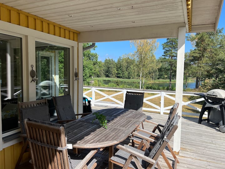 Sommarstuga Vid Havet Med Vedeldad Badtunna - Sweden