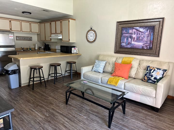 Cozy Townhouse In Central Part Of Town - Florida State University, Tallahassee
