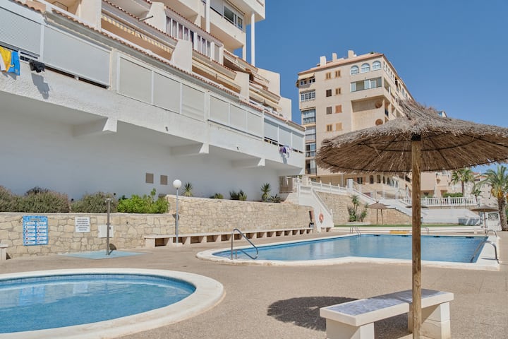 Bonito Apt. A 250 M De La Playa - Alicante Airport (ALC)