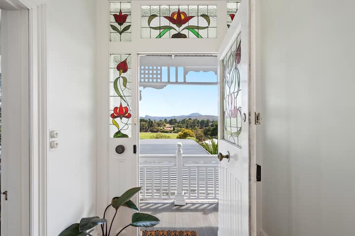 Cornelian Bay Hideaway  - Warm, Water  Views - Hobart