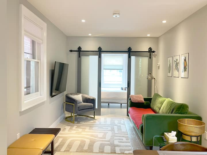 Entire Guest Suite In Palmerston-little Italy - Toronto